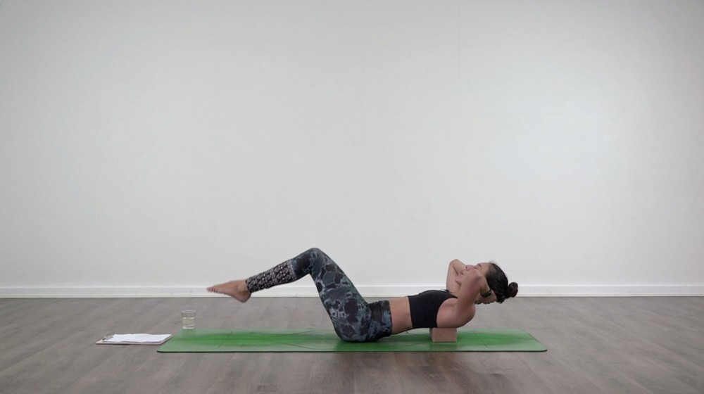 45-Min Core Flow - YOGATEKET